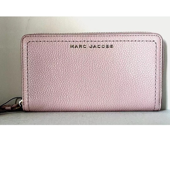 Marc Jacobs | Bags | New Marc Jacobs The Groove Zip Around Continental ...